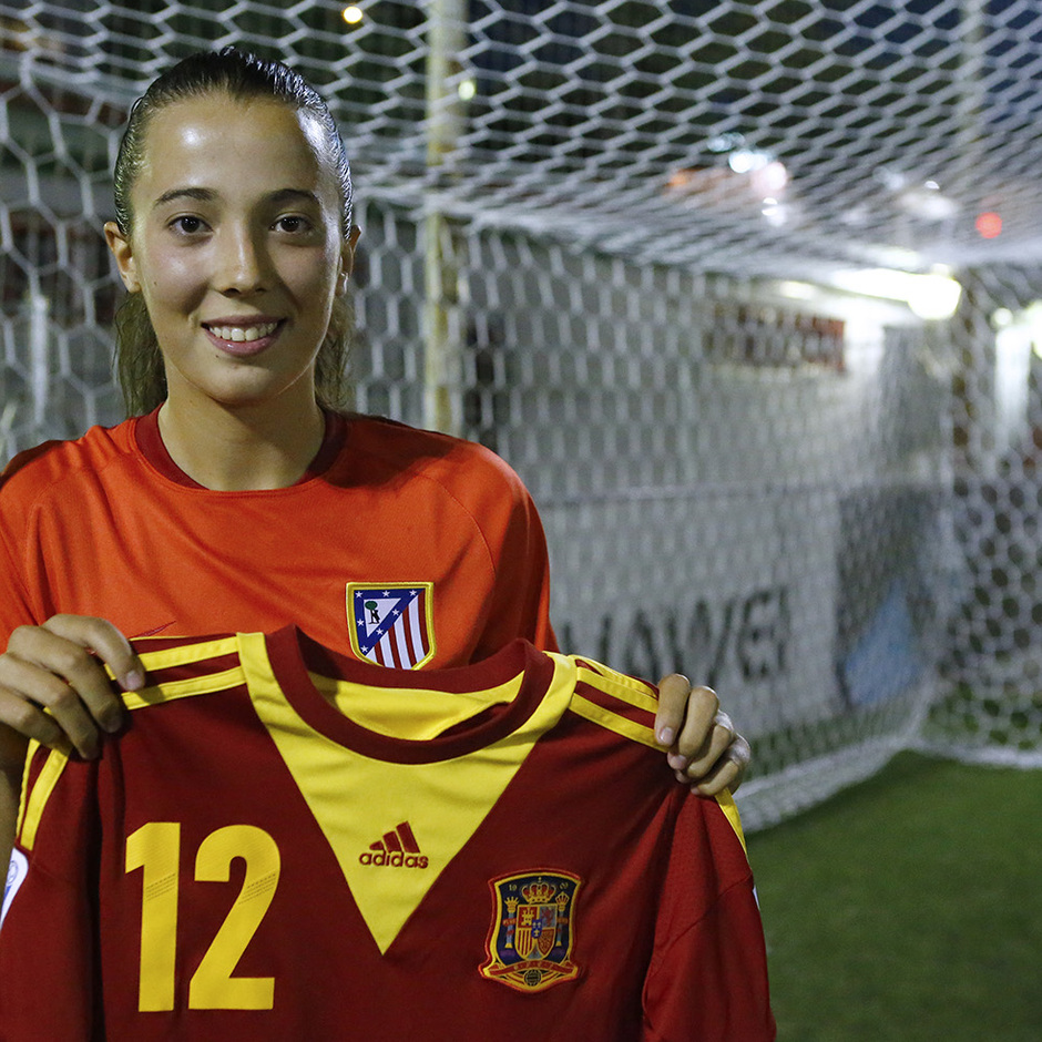 Primera convocatoria de Marta Cazalla con la sub'19 - Club Atlético de ...