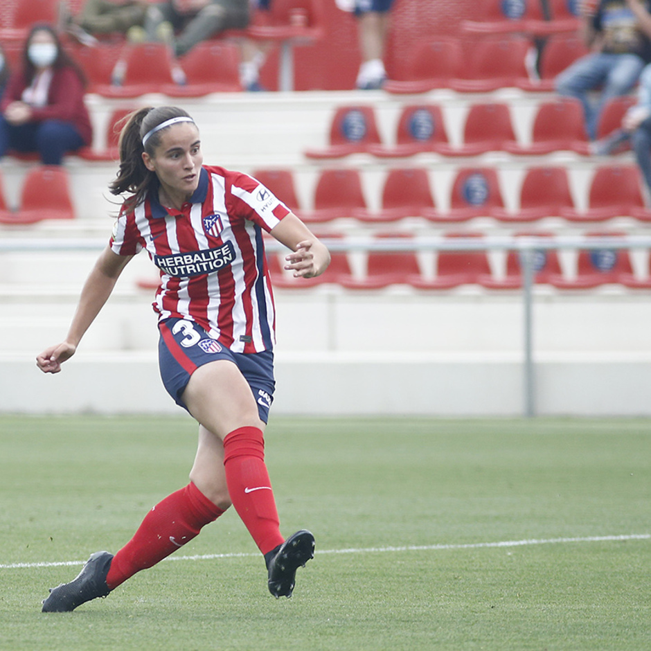 Carmen Álvarez debutó como rojiblanca - Club Atlético de Madrid · Web ...