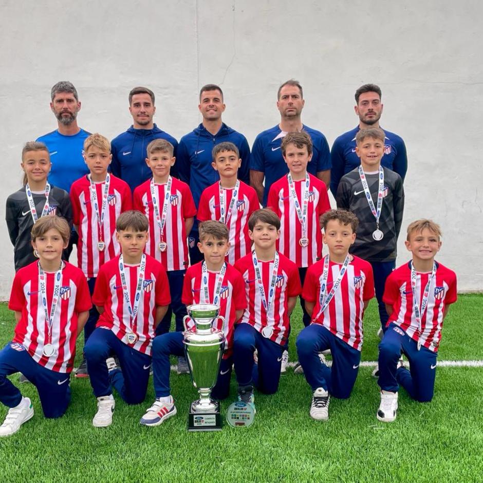 El Benjamín B, campeón de la Crevillent Cup - Club Atlético de Madrid ...