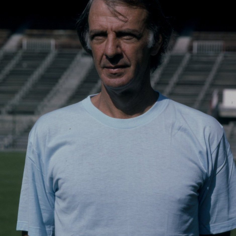 Luto por el fallecimiento de César Luis Menotti - Club Atlético de ...