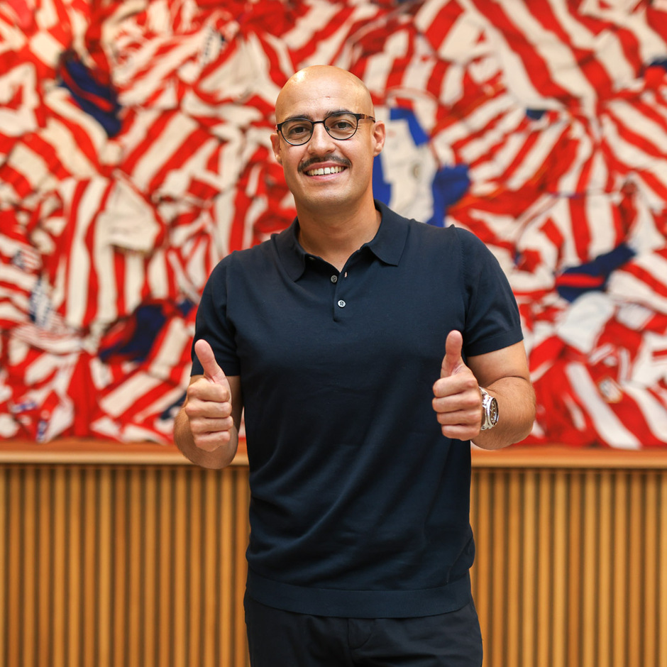 Víctor Martín, nuevo entrenador del Atlético de Madrid Femenino - Club Atlético de Madrid · Web ...